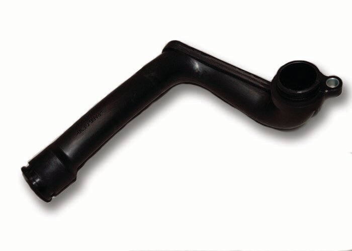 Патрубок перекачивающий от корпуса термостата к водяному насосу дв. Cummins 2.8