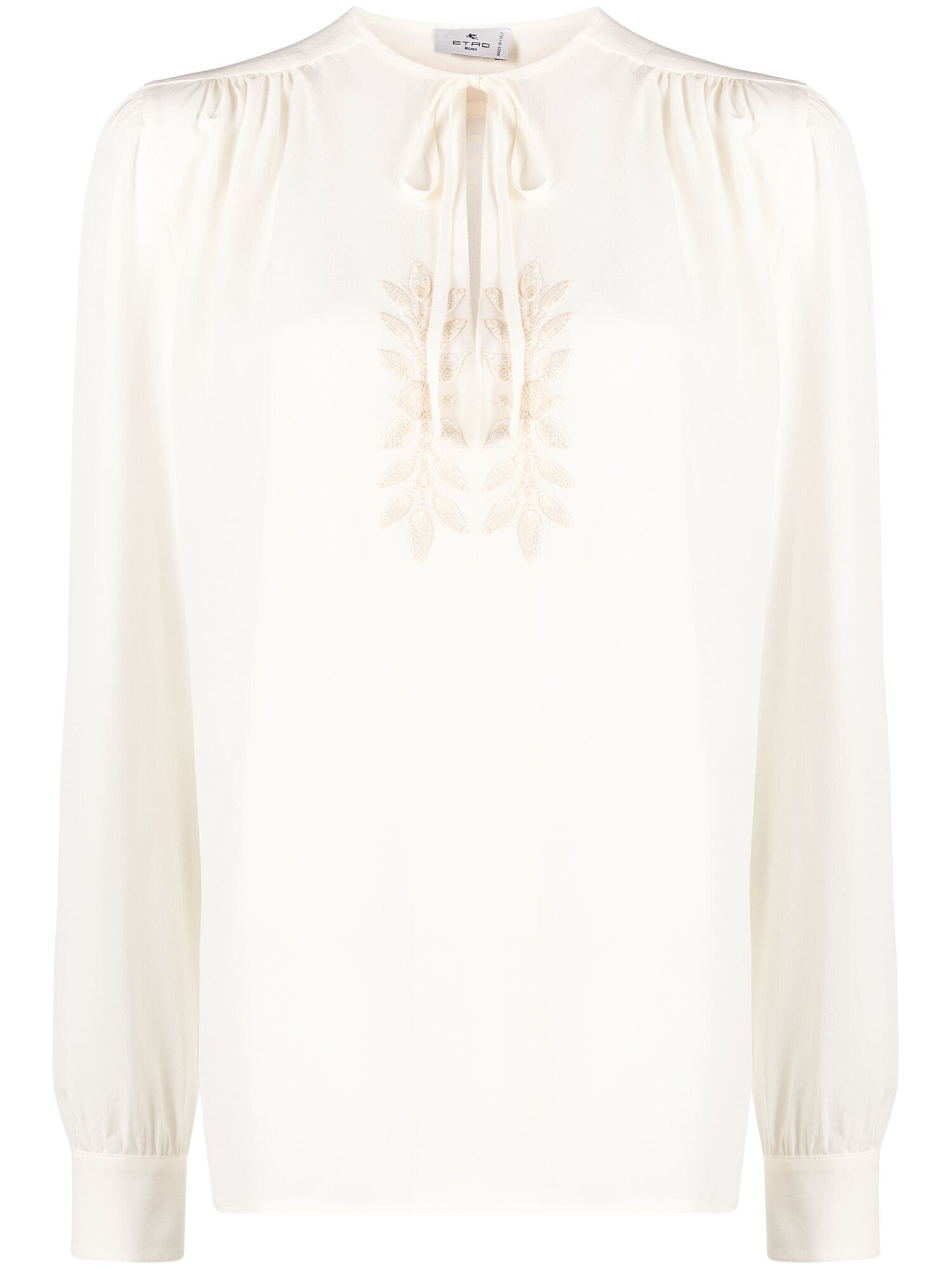 Блуза Шелковая блузка с вышивкой