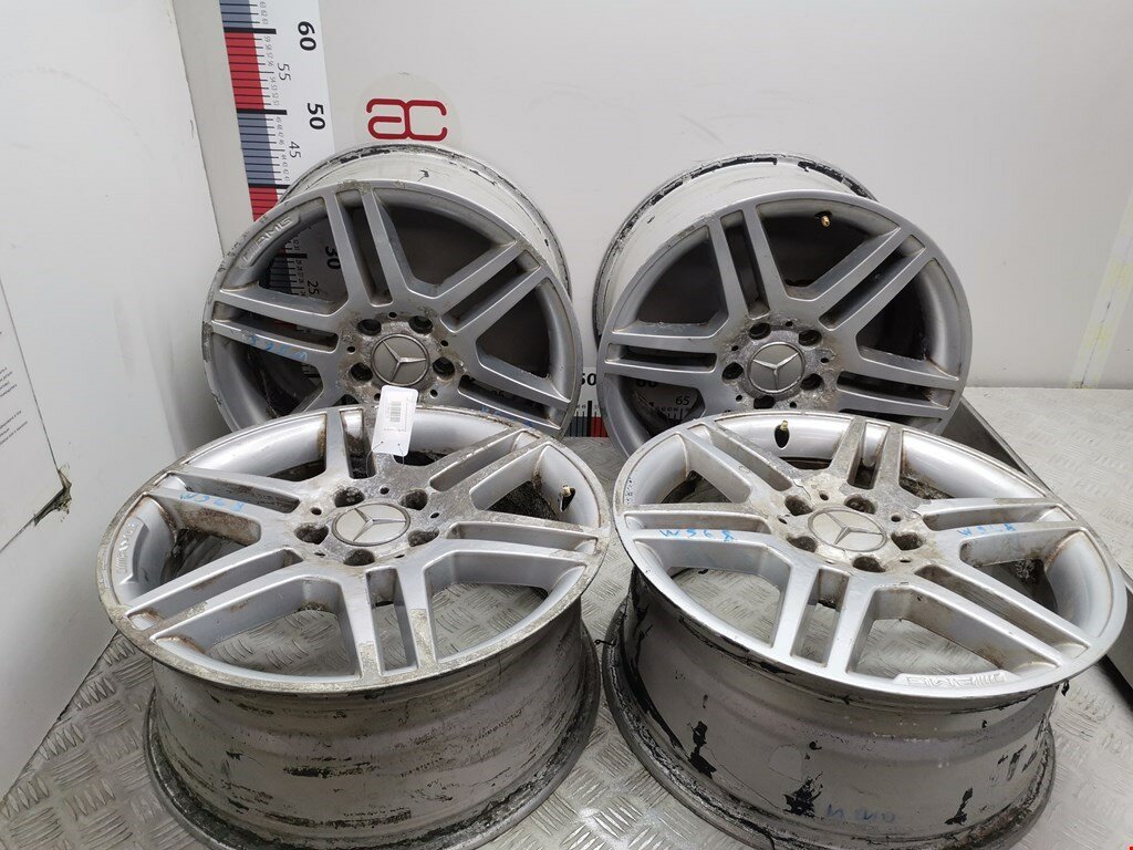 Диск литой Mercedes C-Class (W204) A2044014502 арт. 2180570