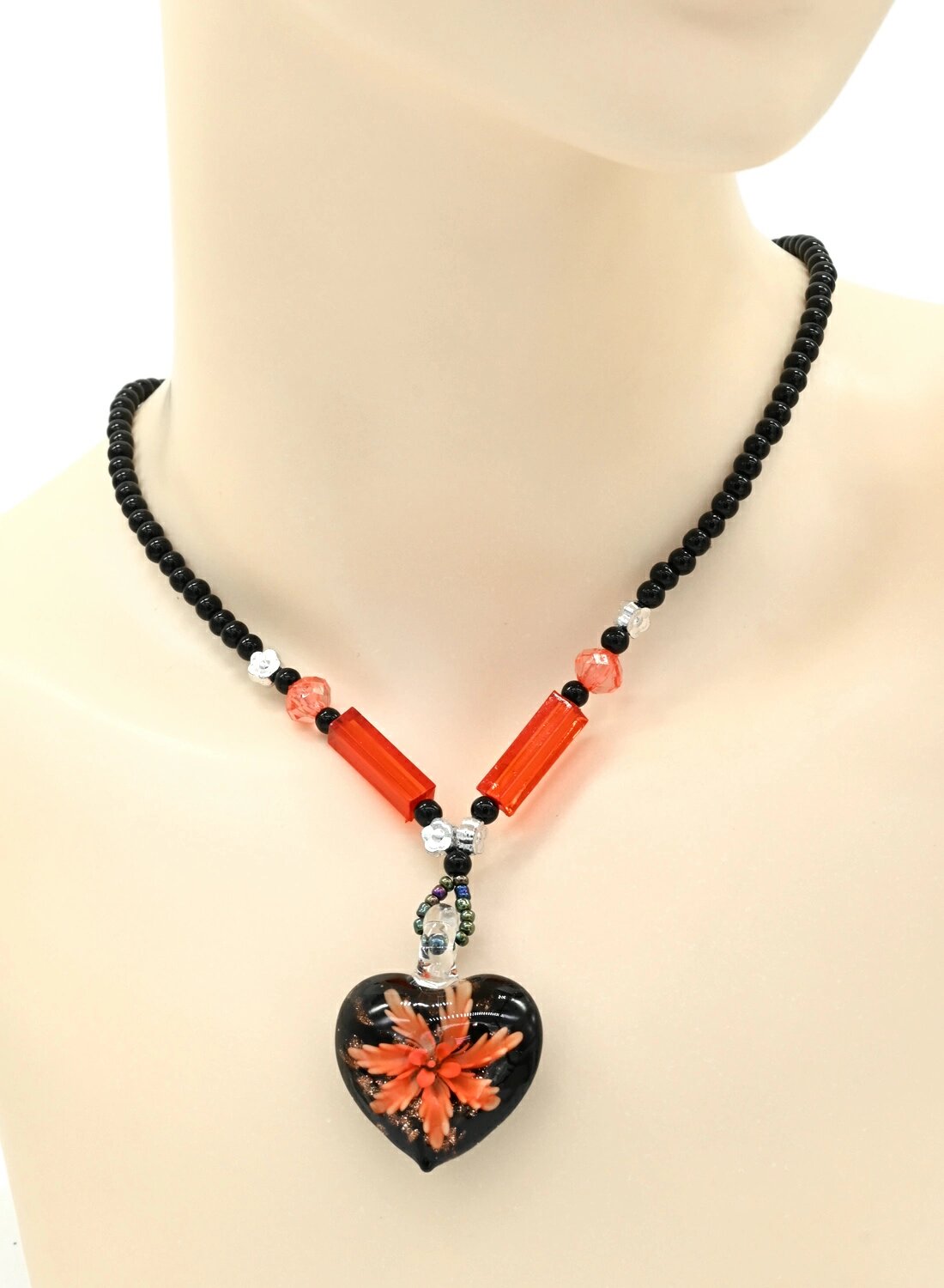 Бусы, муранское стекло