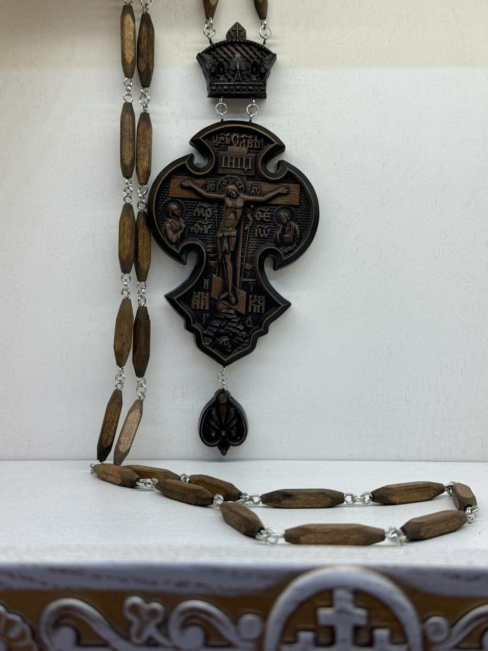 Крест наперсный наградной / из дерева