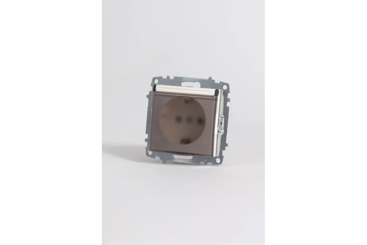 ELBI Zena Vega Белый Розетка с крышкой и заземлением M+K 609-010200-218