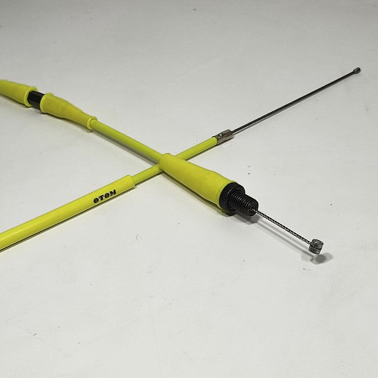 Трос газа NC/CB (PWK/PE) 1150+160 желтый