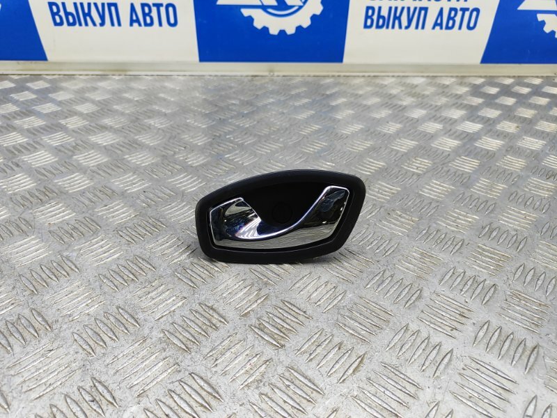 Б/У Ручка двери задней внутренняя левая Renault Kaptur / Рено Каптюр 2.0 F4RE410 143 Л.С 2018