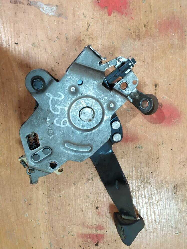 Педаль тормоза VOLVO XC 90 2002 2015 274519