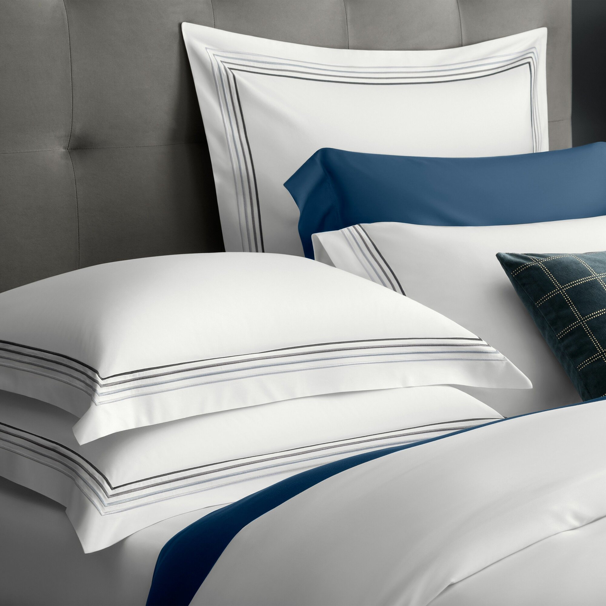 Togas Наволочка линари бел/сер 70x70, 1пр, хл/сат