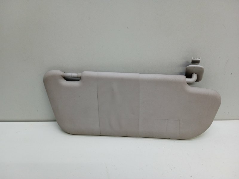 Б/У правый руль, Мазда 3 БК, Аксела Козырек солнцезащитный Mazda Axela 2004 Прав. 131053 MAZDA арт. BR5S6927077