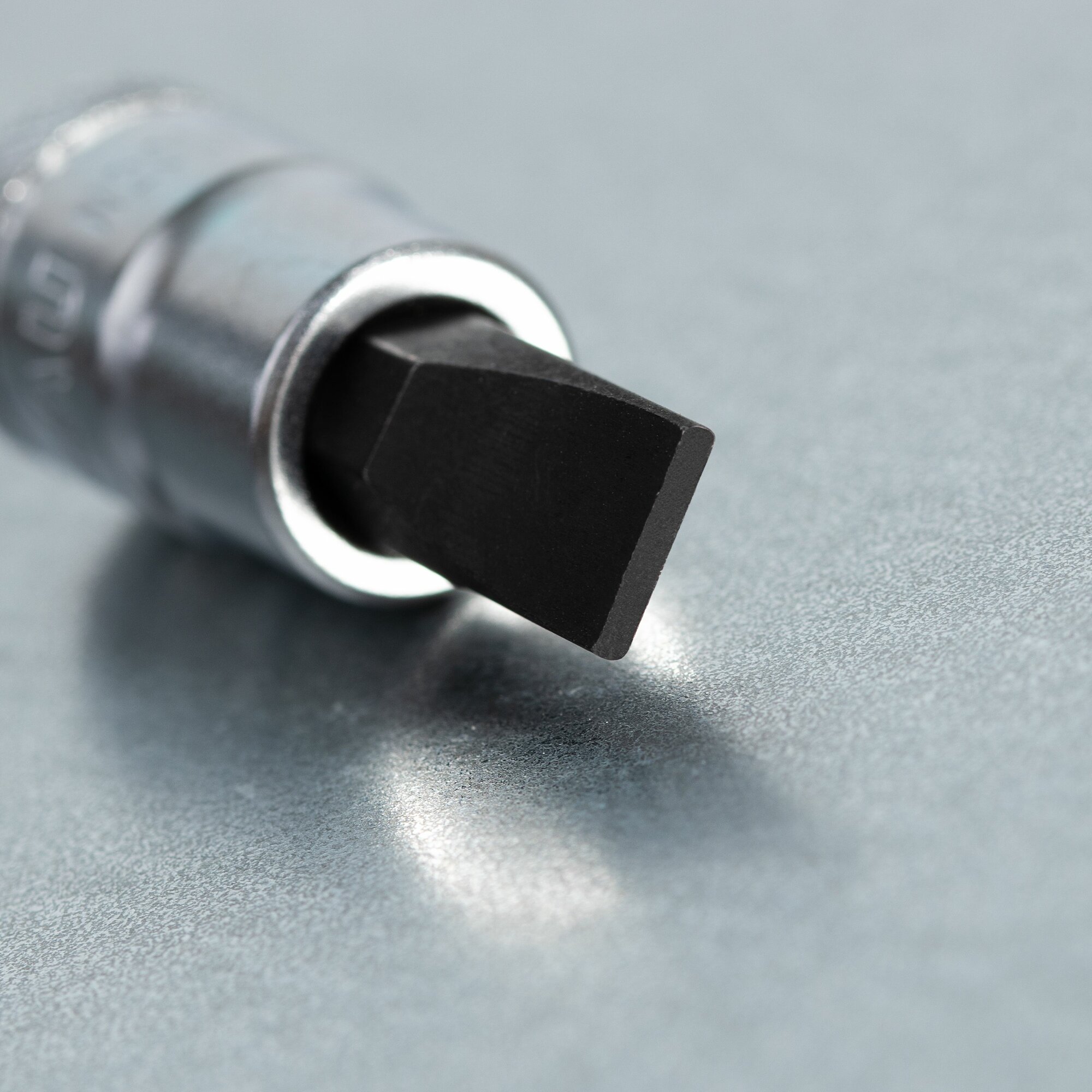 Головка с битой sl 4x0,8 мм NORGAU Industrial , квадрат 1/4" из стали CrV с шлифованной поверхностью