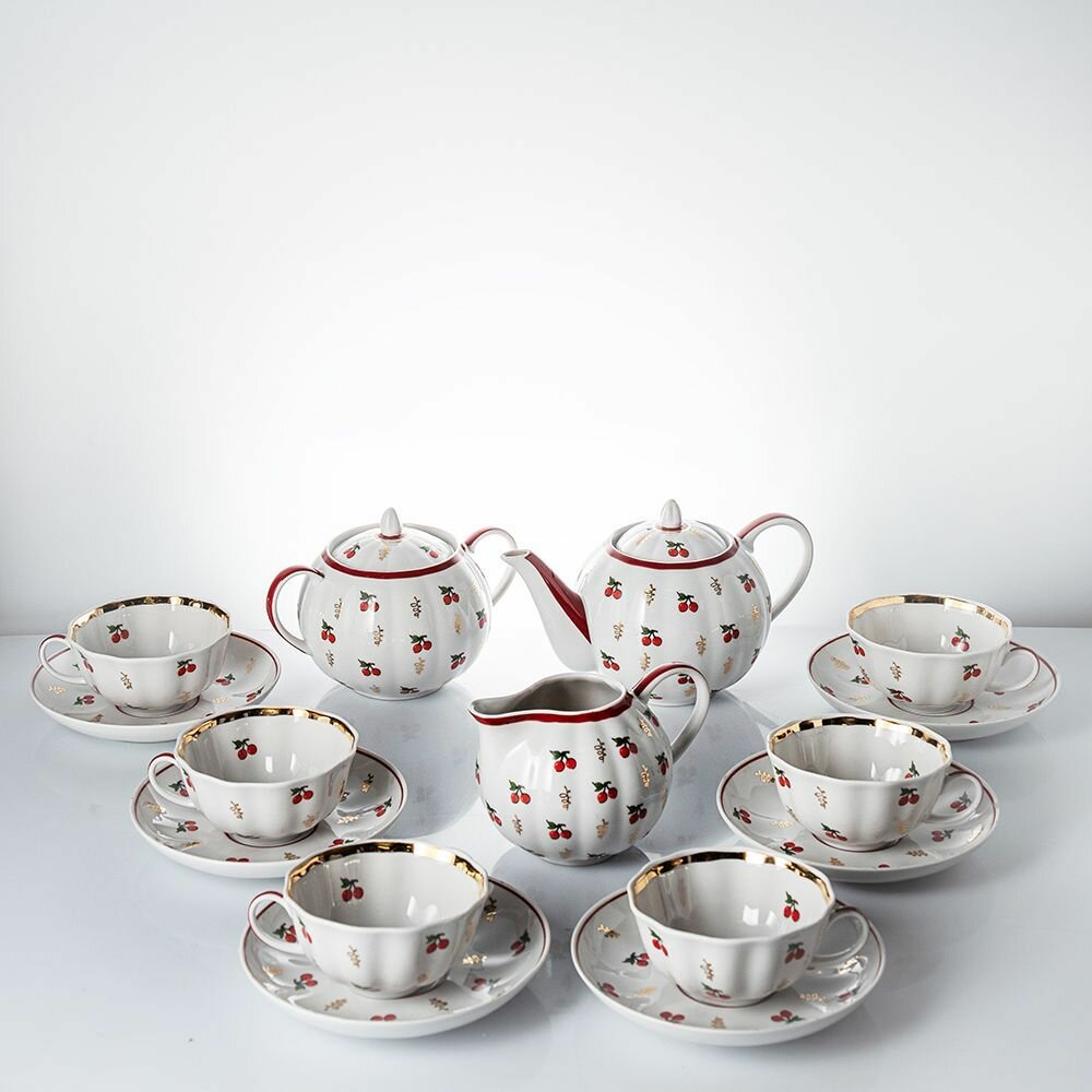 Сервиз чайный фарфоровый 15 пр. Дулево ф. Тюльпан "Ситцевый"