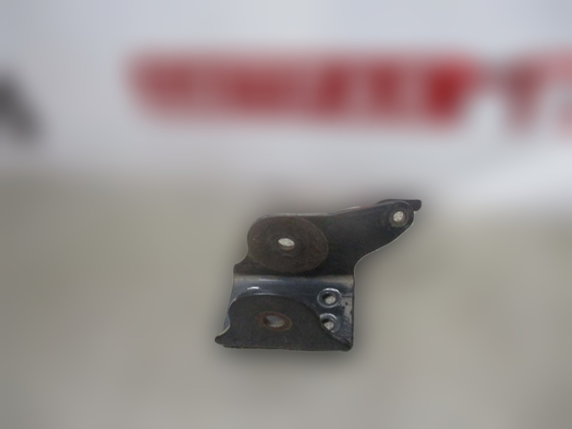 Кронштейн торсиона кабины левый MAN TGA, TGX, TGS