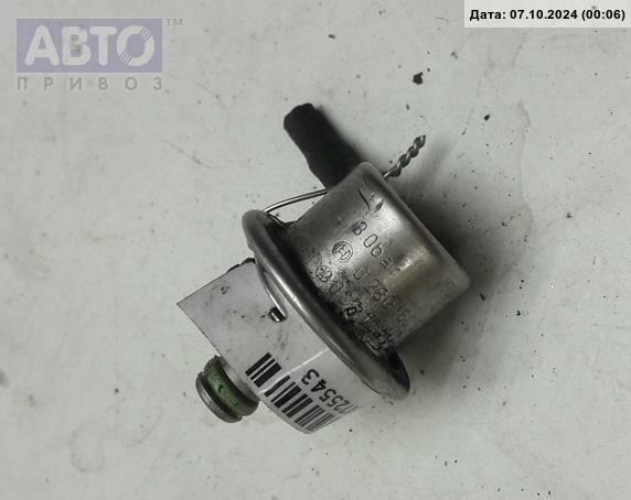 Регулятор давления топлива Volkswagen Passat B4