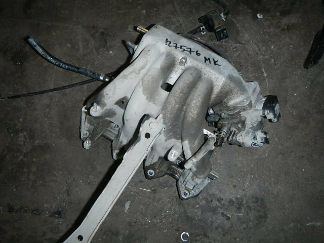 Б/У Коллектор впускной, Geely (Джили)-MK (08-16) GEELY MK (08-16) с разбора седан целый 127576 GEELY арт. 1086001172