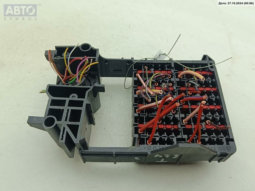 Блок предохранителей Mercedes E-Class W210 (1995-2002)