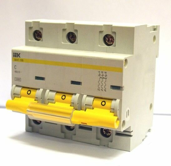 Автоматический выключатель ВА47-100 3Р 10А 10 кА х-ка C IEK