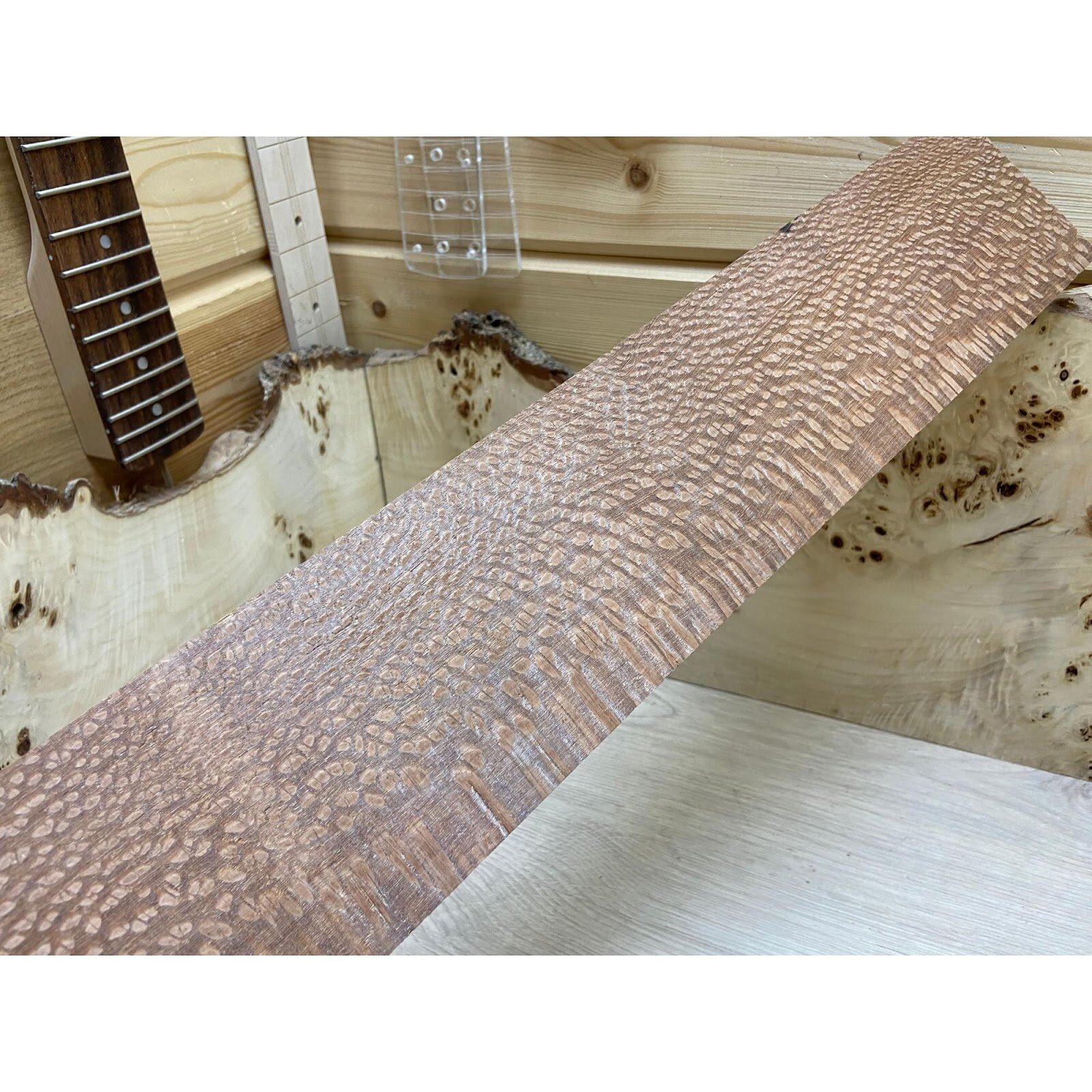 Лайсвуд заготовка накладки для электрогитары Радиал АА MusicWood 9х93х545 мм