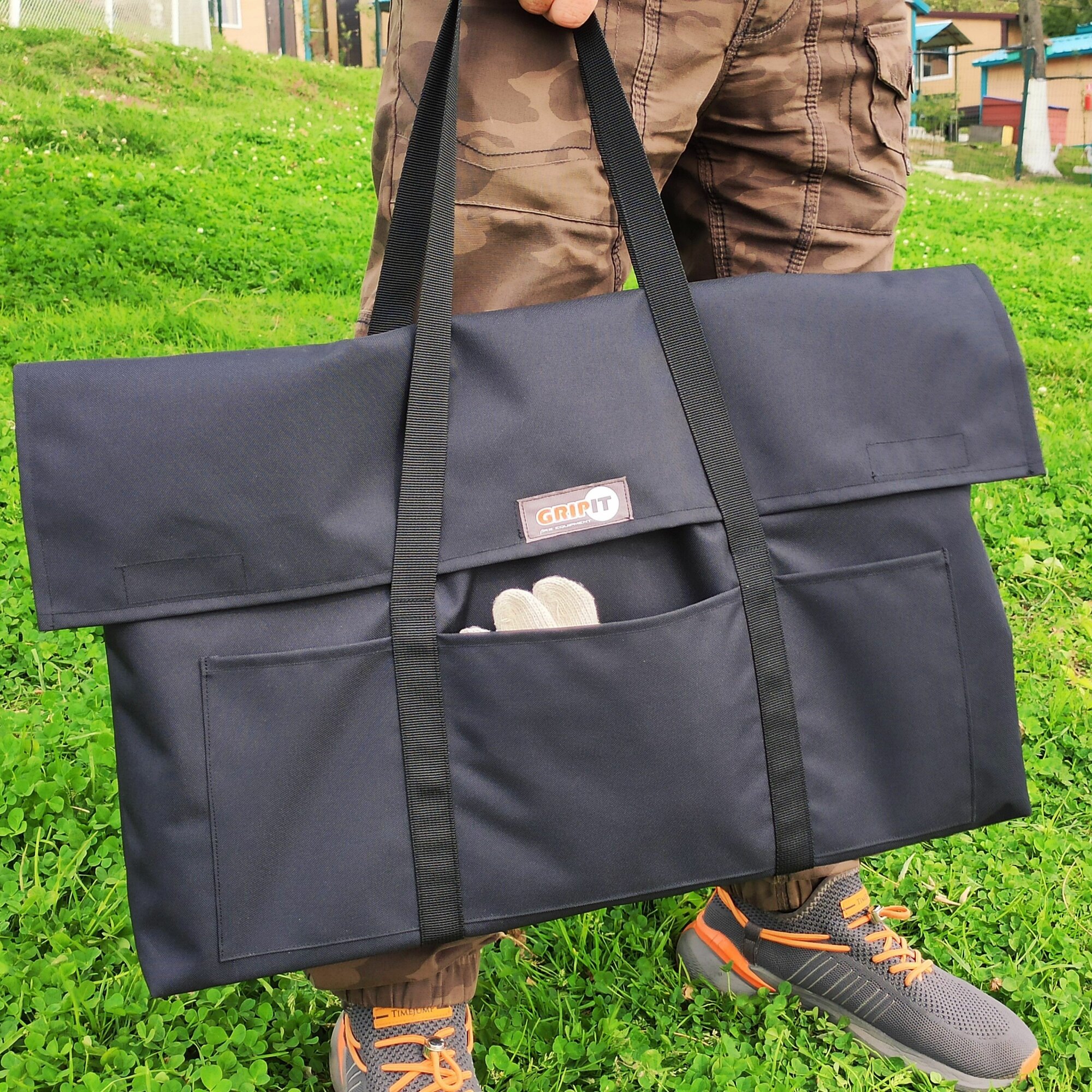 Сумка для мангала 56 х 40 см. Ручки черные.