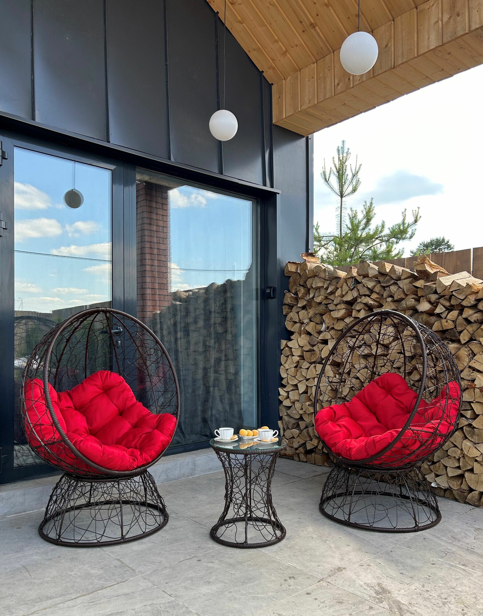 Набор садовый ореон коричневый 2 кресла, столик, 2 подушки (красный, полиэстер)