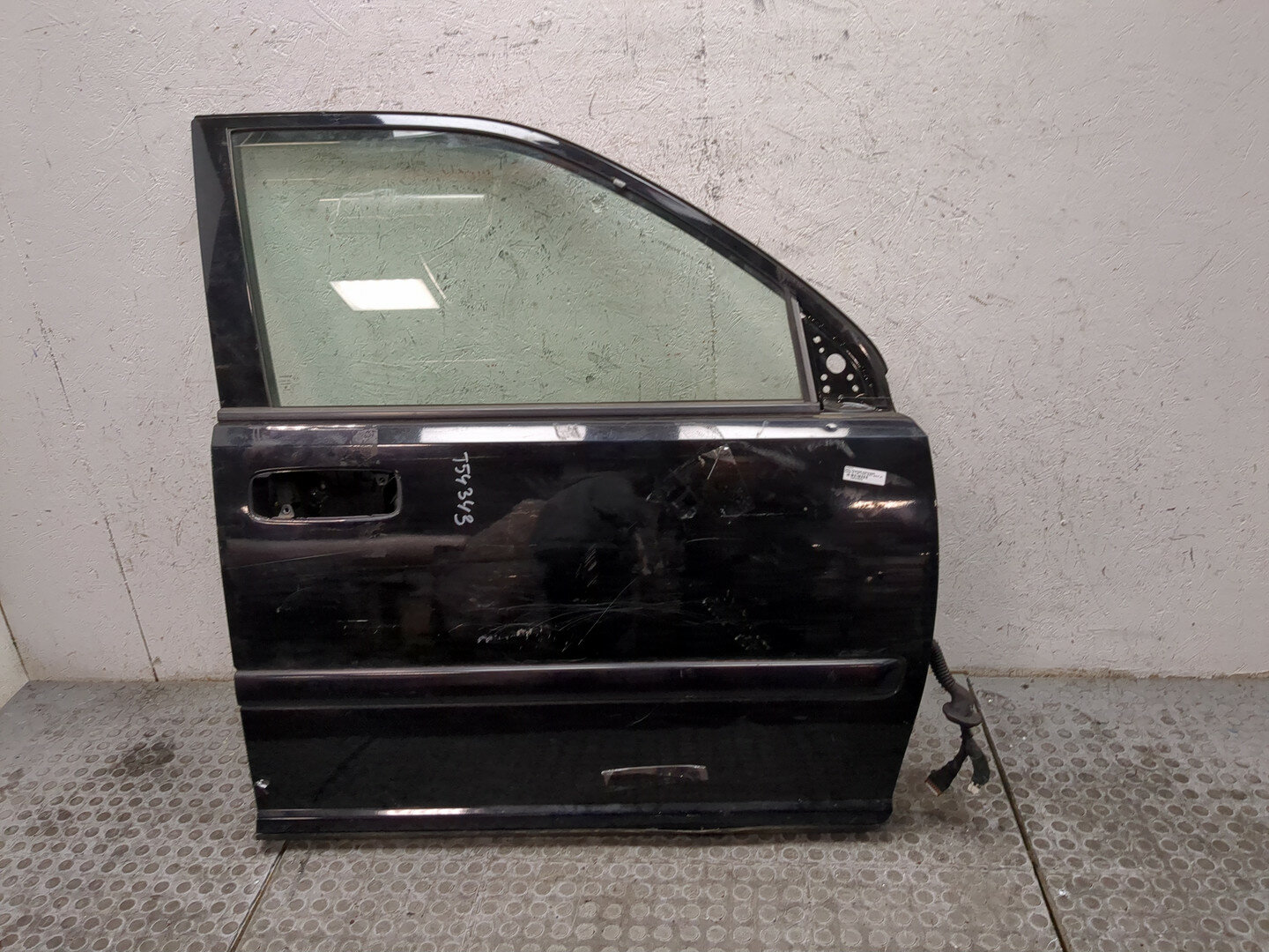 Дверь боковая (легковая) правая передняя Nissan X-Trail (T30) Б/У