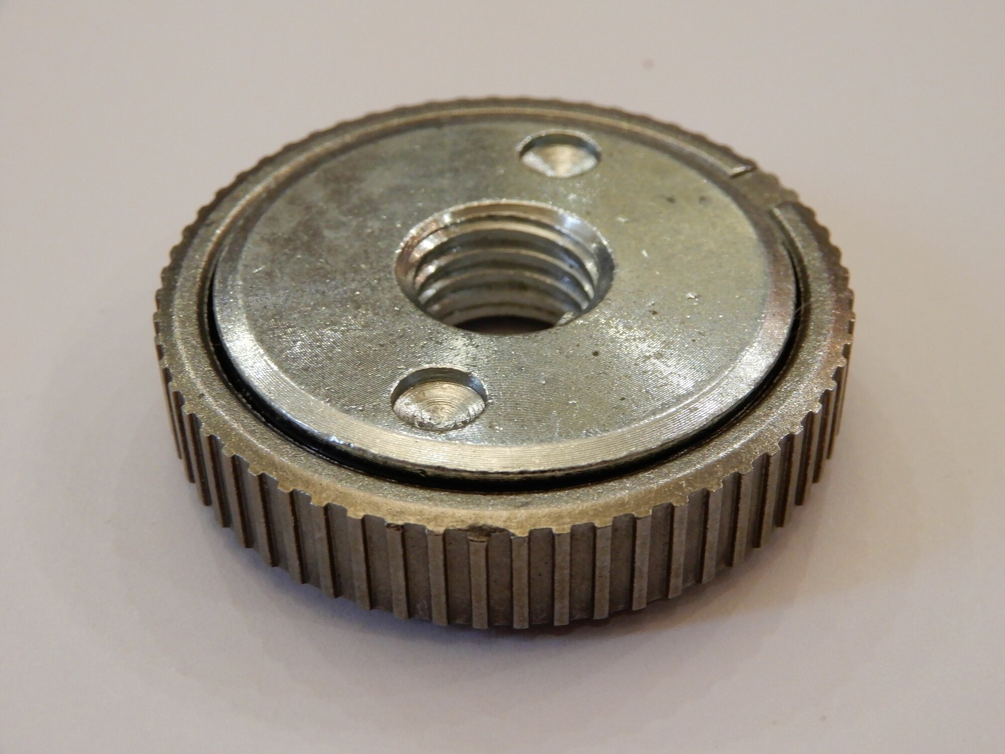 Гайка самозажимная диска для всех типов МШУ