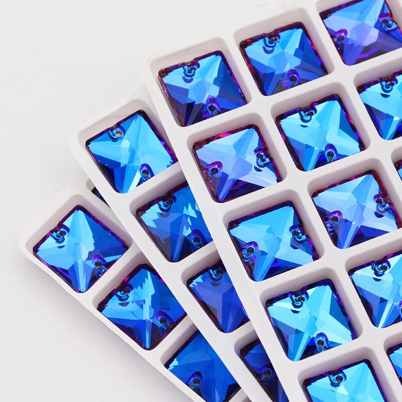 Стразы квадратные синие 12 мм Violet Blue 10 шт