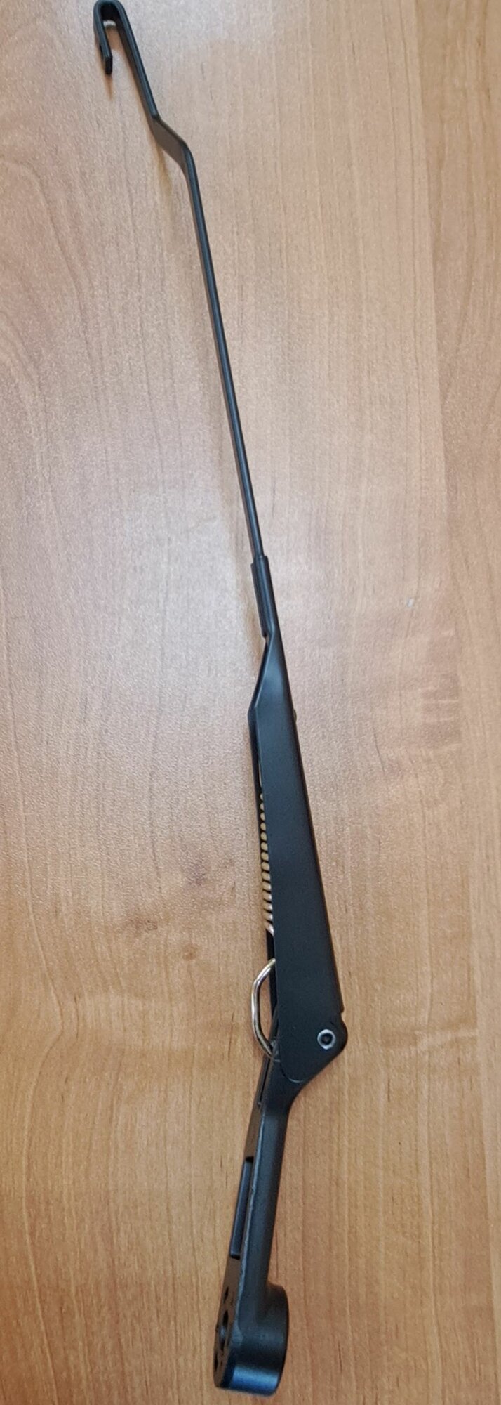 2172-5205066 Рычаг стеклоочистителя правый без спойлера универсальный ВАЗ 2110-2112, 2170-2172 c 2007 г. (крюк3*9) L-480 мм