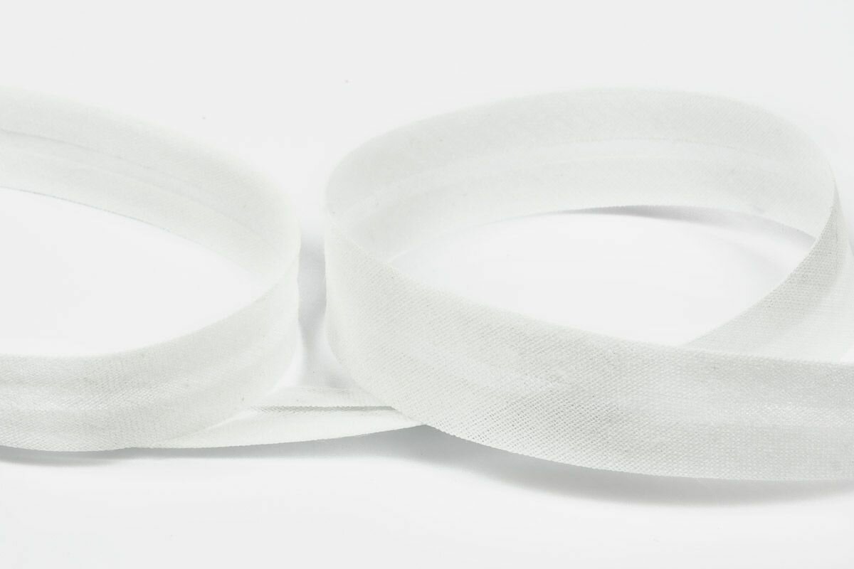 Косая бейка Х/Б "Gamma" GK-18C 17 - 18 мм 132 м 1 м №180 грязно-белый