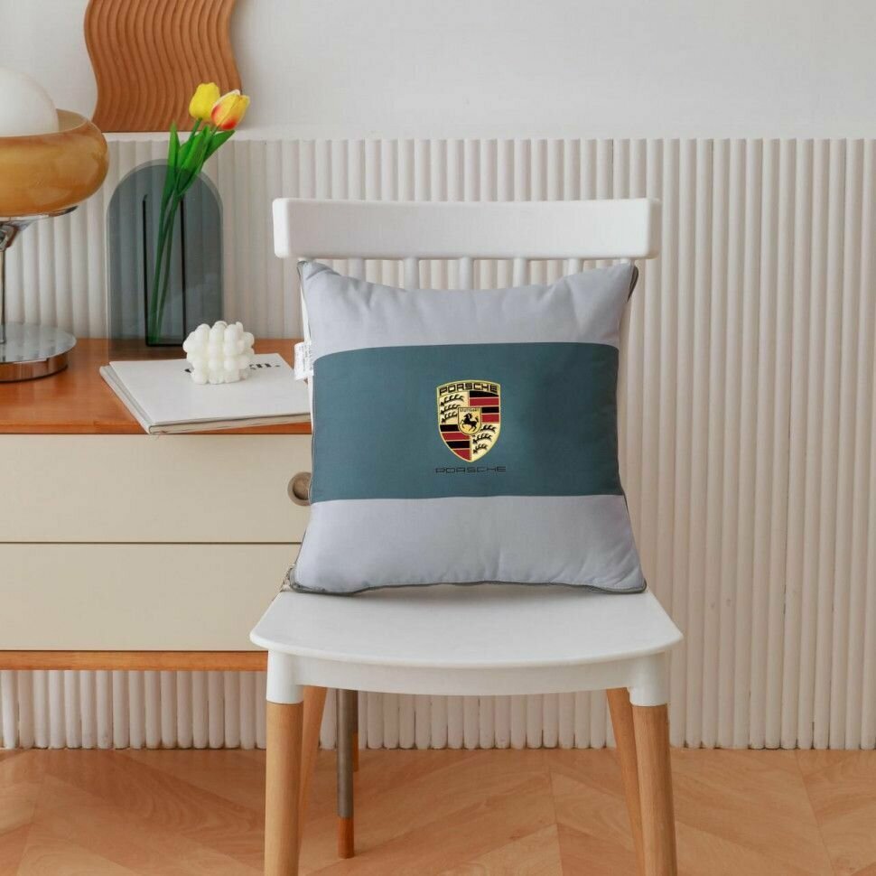 Подушка-одеяло автомобильная/ Трансформер/ Под марку машины