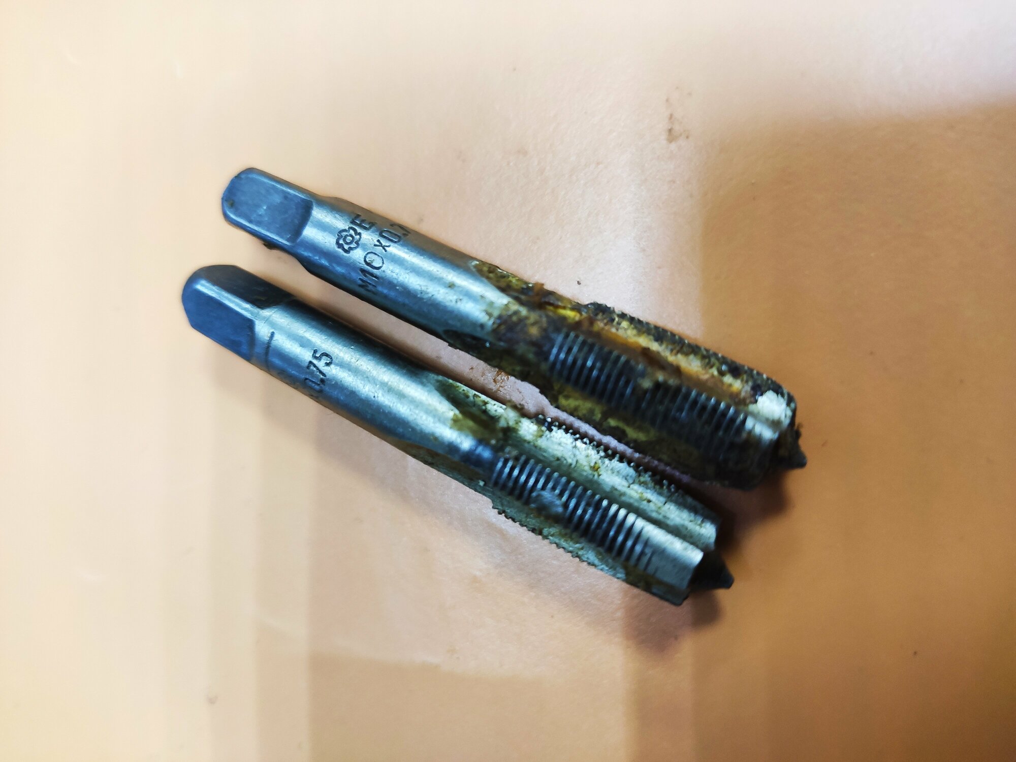 Метчик М 10*0,75 (комп. из 2-х)