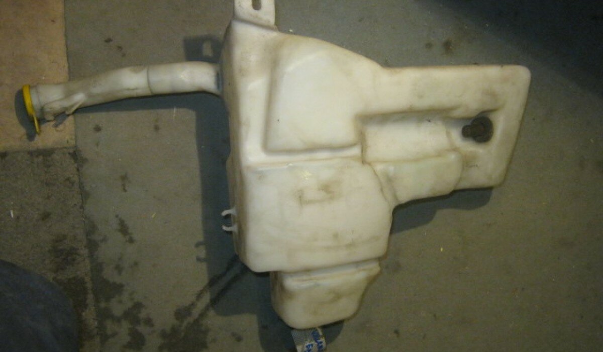 Бачок омывателя Vectra B Opel 90504126