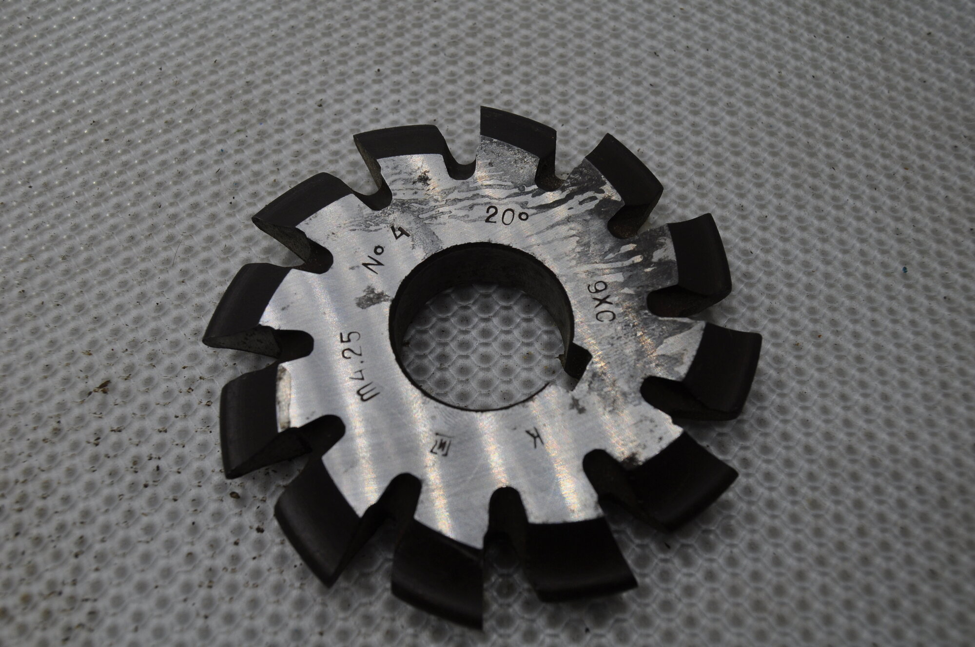 Фреза модульная М4,25 №4 (9ХС) z 12