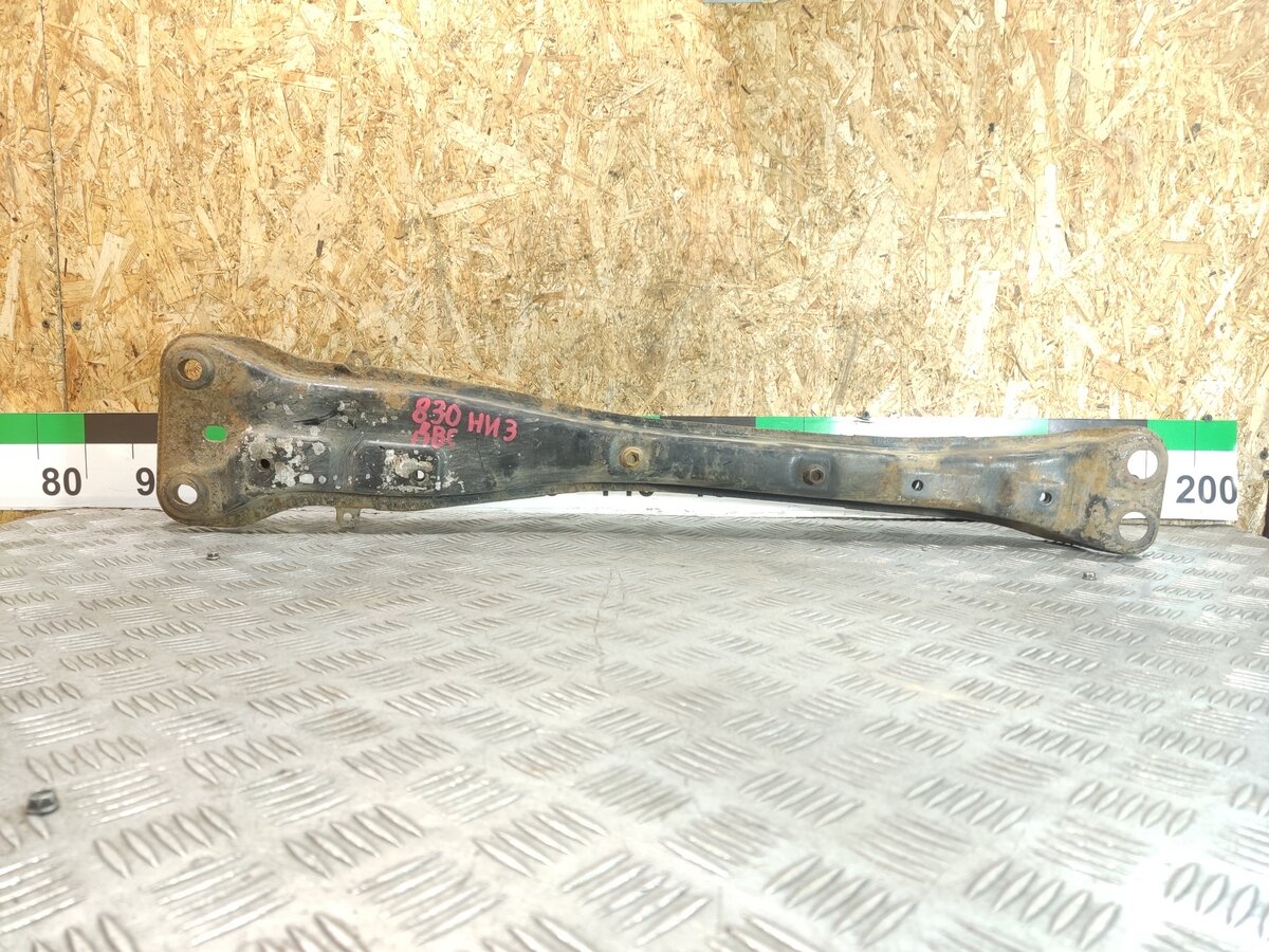 Балка подмоторная продольная NISSAN Almera N16 112404M400