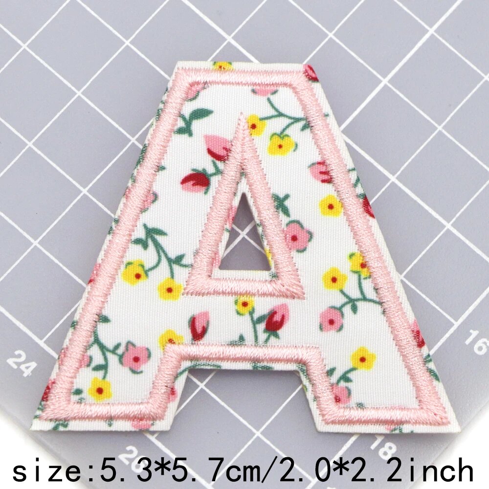 Буквы с вышивкой для одежды, белый цветок, 1 шт. A