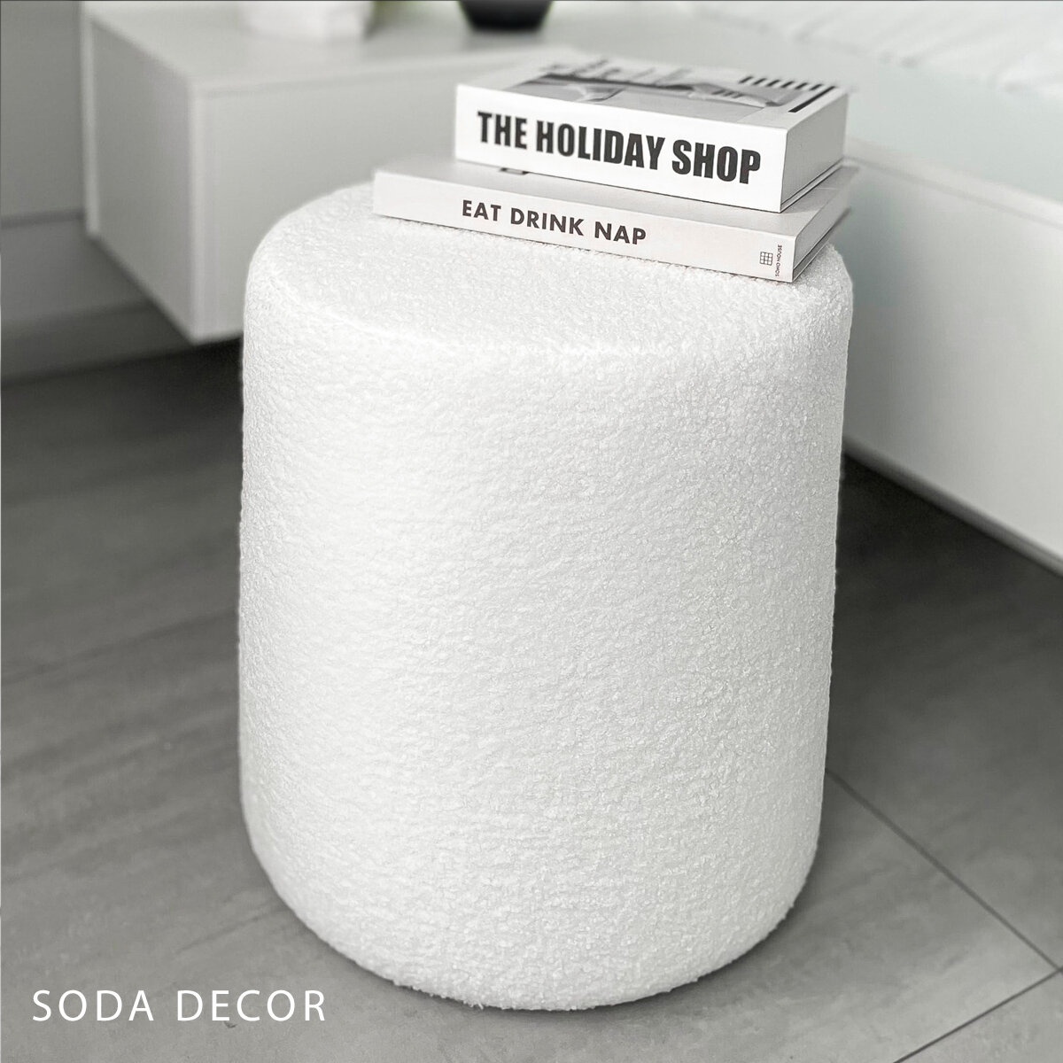 Пуфик в прихожую и спальню, для туалетного столоки, букле, барашек, soda decor, белый