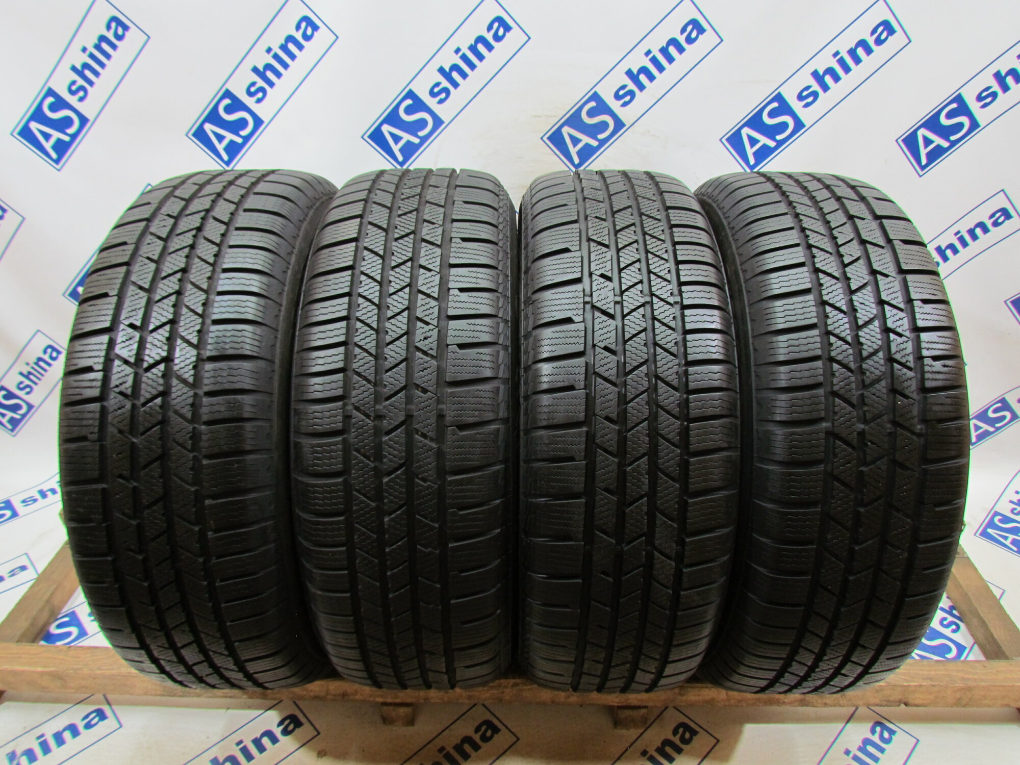 Continental Cross Contact Winter 235 60 R17 зимние БУ шины износ до 5% , артикул 0027636