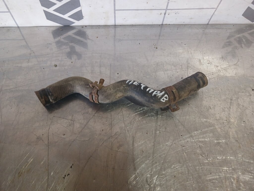 Шланг VW Passat B3 1988-1993