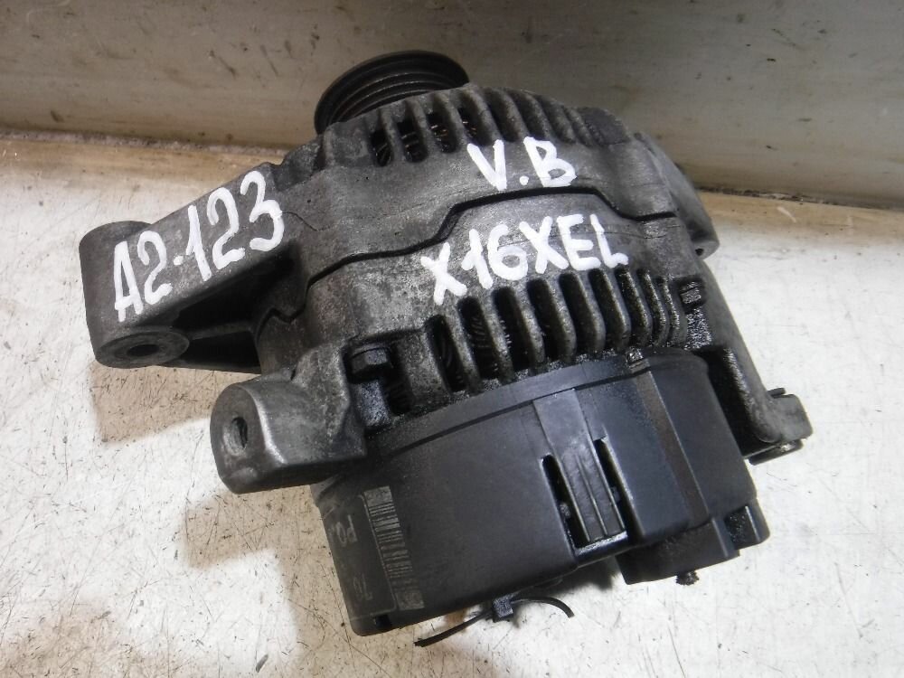 Генератор Opel Vectra B 90413760