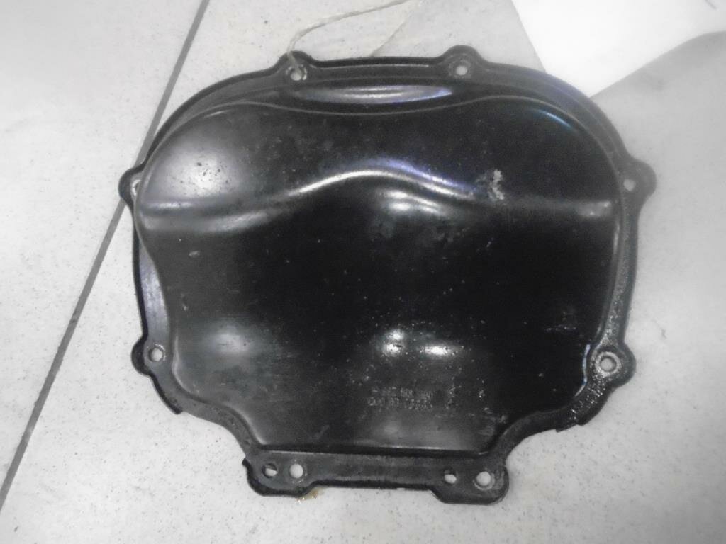 Крышка двигателя от Audi A6 C6 2004-2011