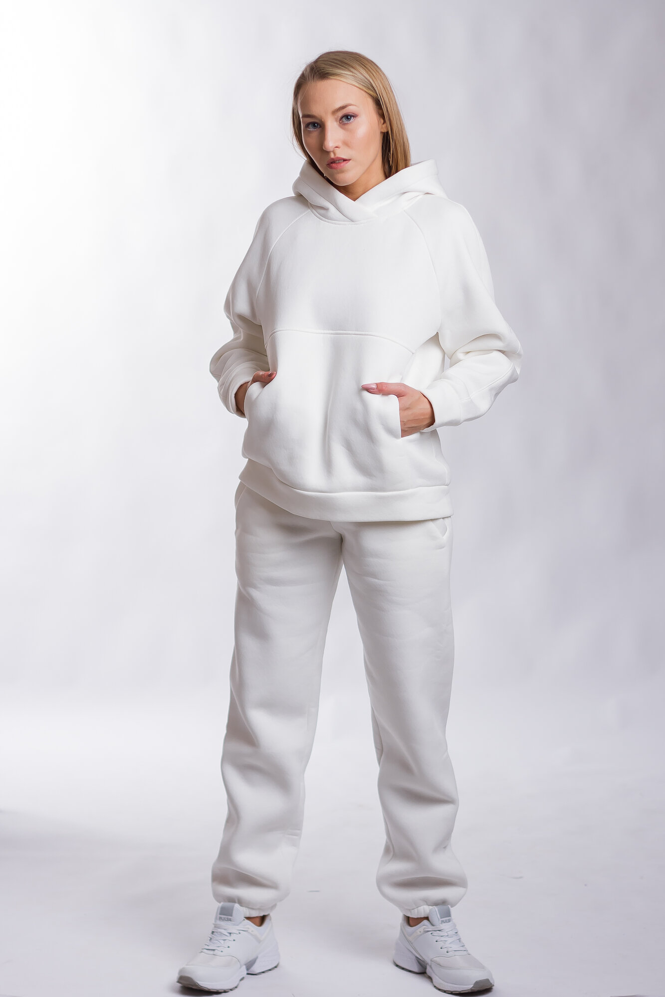 Костюм спортивный