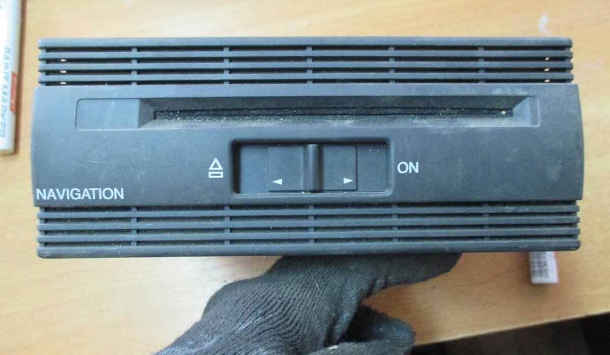 Блок электронный Passat (B5) Volkswagen 4D0919887D