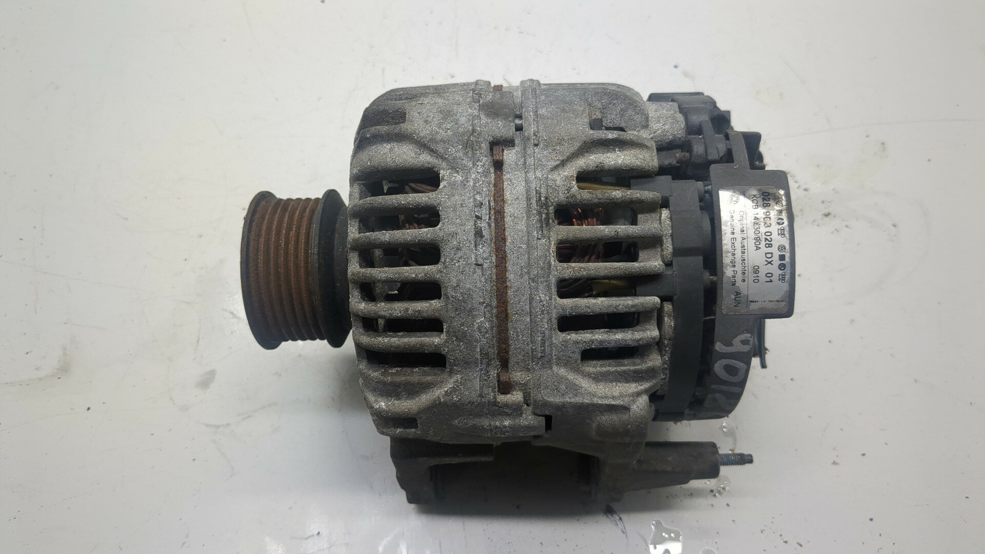 Генератор Skoda Octavia Tour Б/У