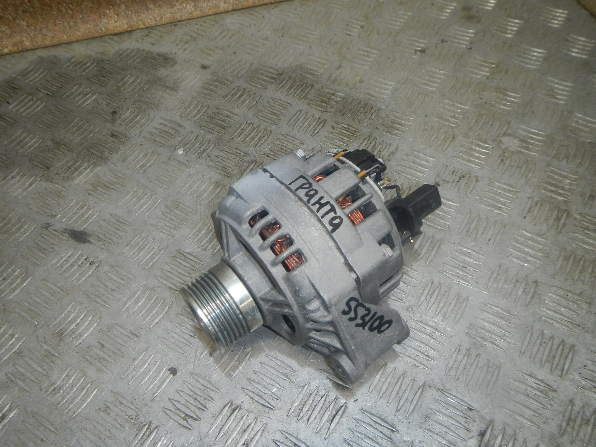 Б/У Генератор, ВАЗ (VAZ)-LADA GRANTA (гранта) FL (18-) LADA GRANTA (Гранта) FL (18-) Без задней крышки, повреждены крепл...