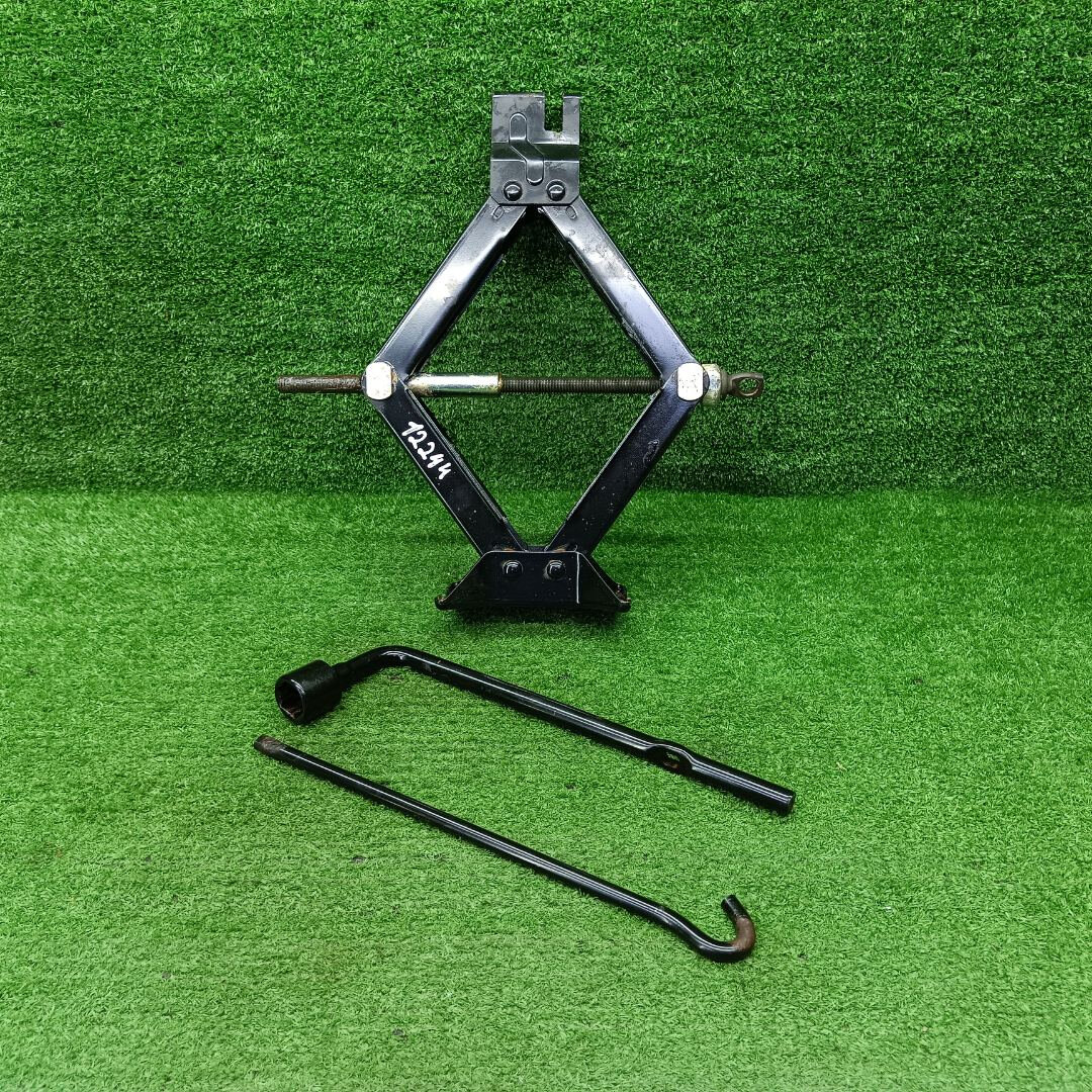 Домкрат Kia Soul 3 2021 09110B2000