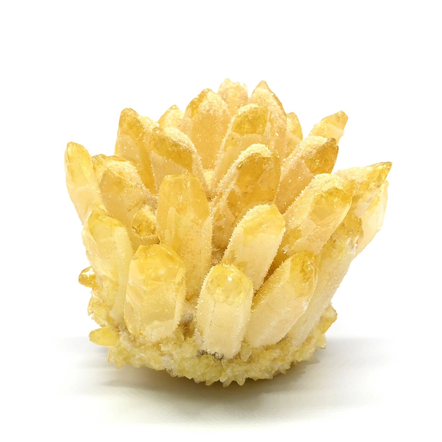 Кристаллическое образование желтого кварца 78*80*73мм, 352г .
