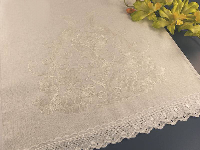 Рушник свадебный R102, белый, 100%-ный лён, вышивка "Павлины", 40x170см