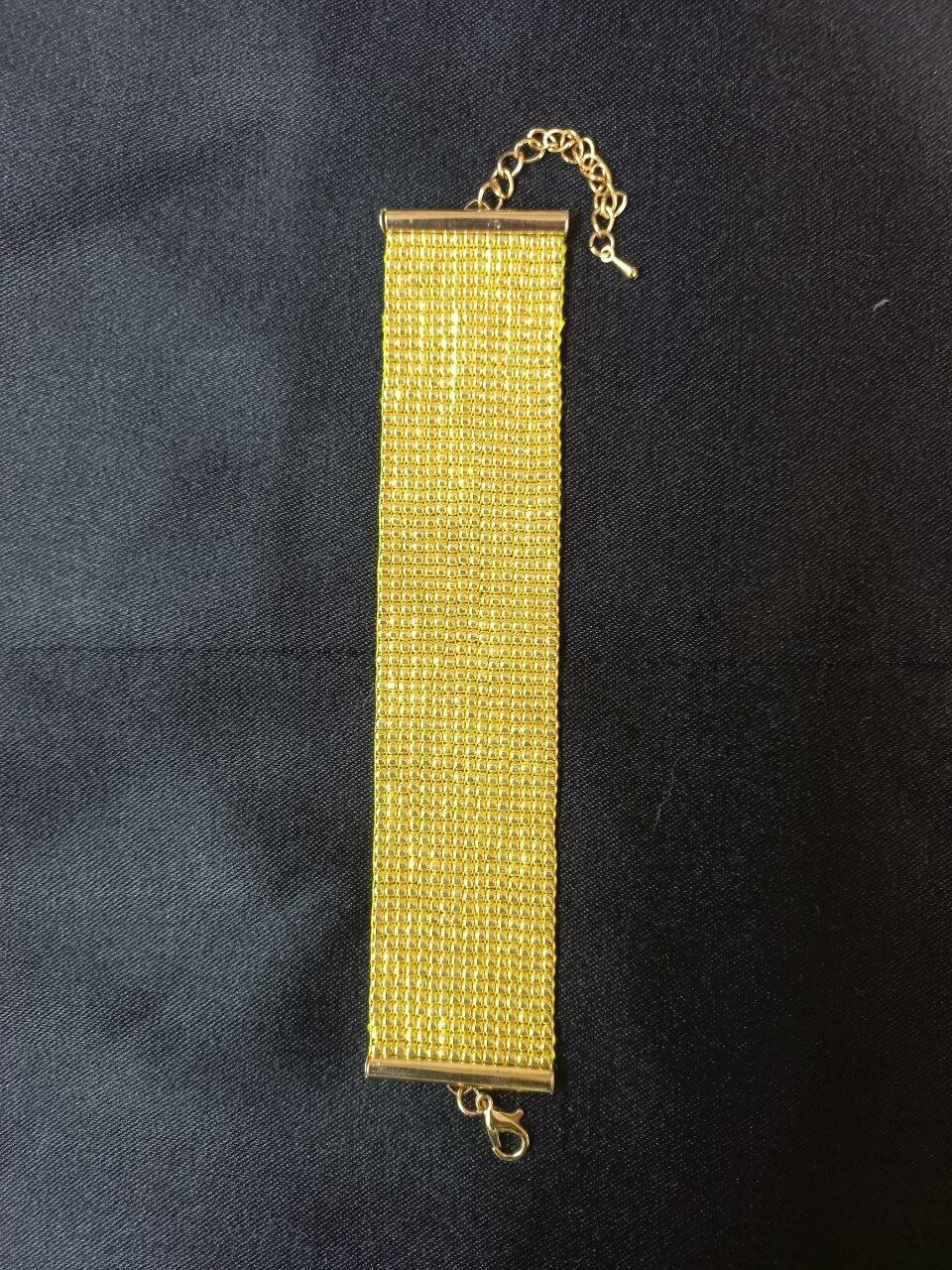 Плетеный браслет