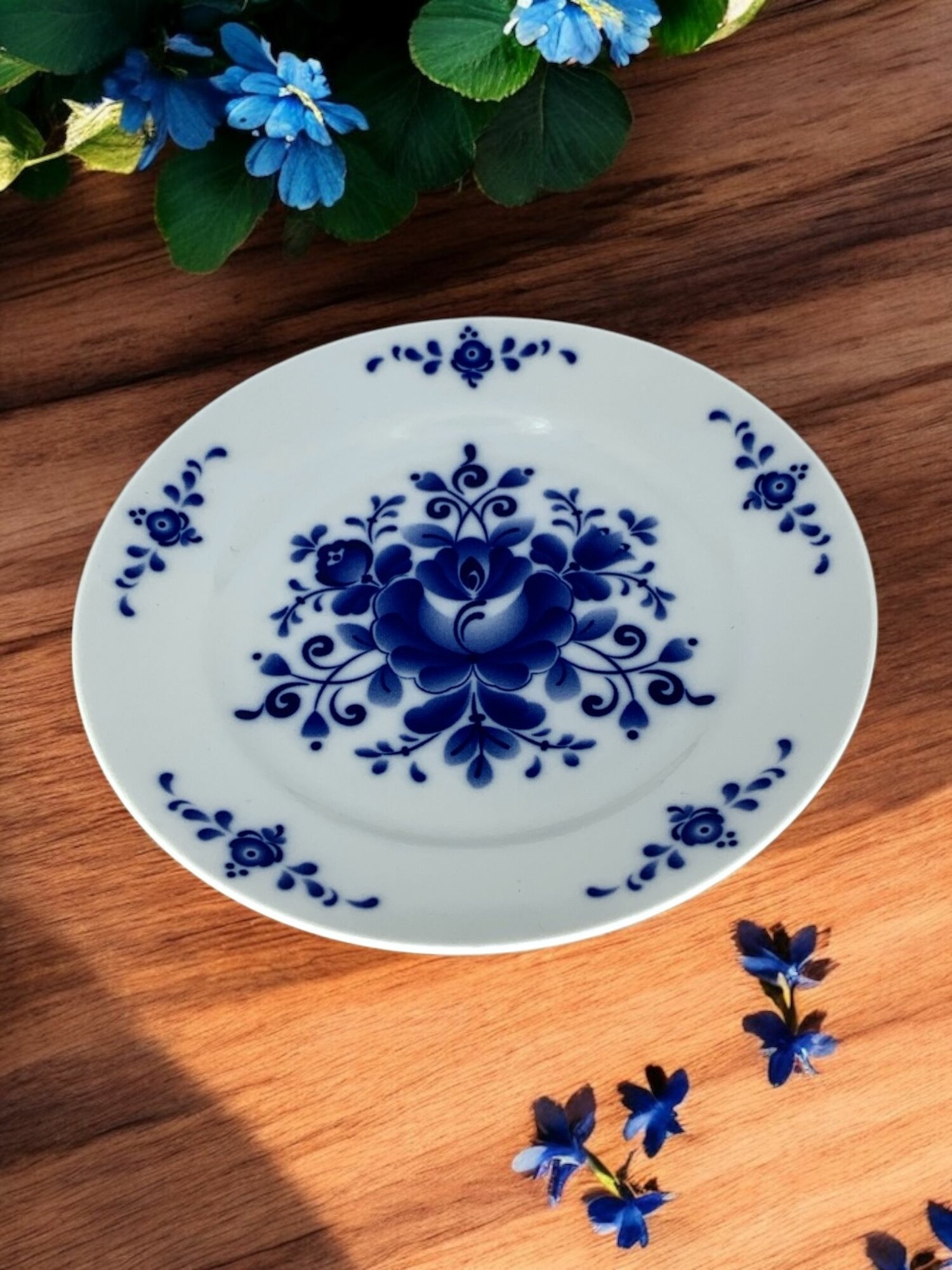 Тарелка большая 24 см фарфор гжель ручная работа