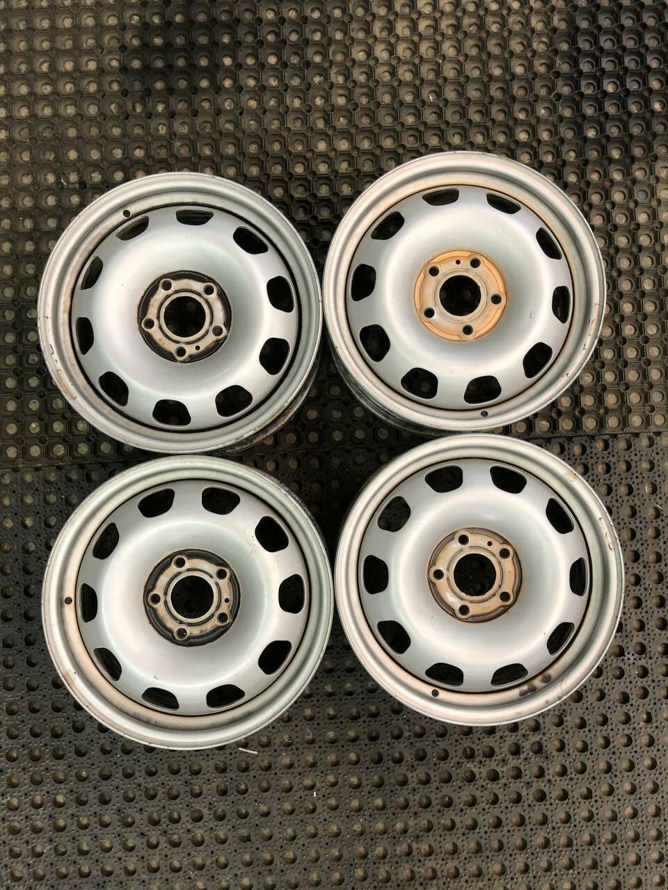 Колесные диски Штампованные 16x6.5 PCD 5x114.3 D66.1 ET50 (Реплика)