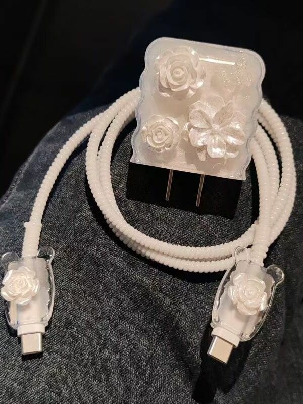 Защита провода и зарядки / Чехол для зарядки и кабеля