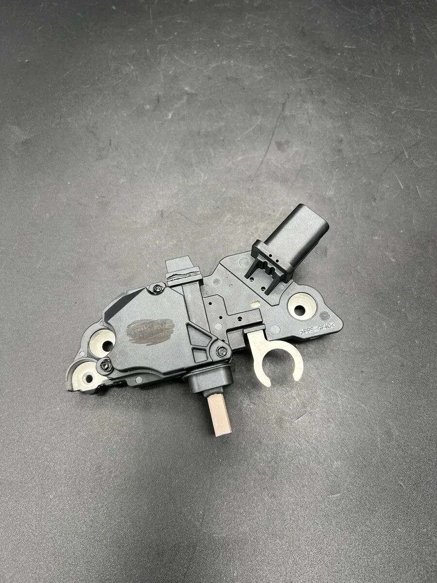 Реле генератора, регулятор Новое