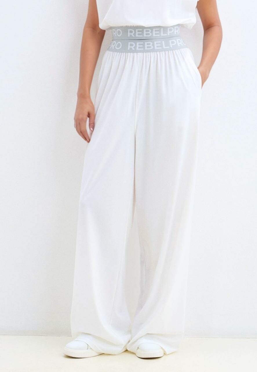 Брюки классические